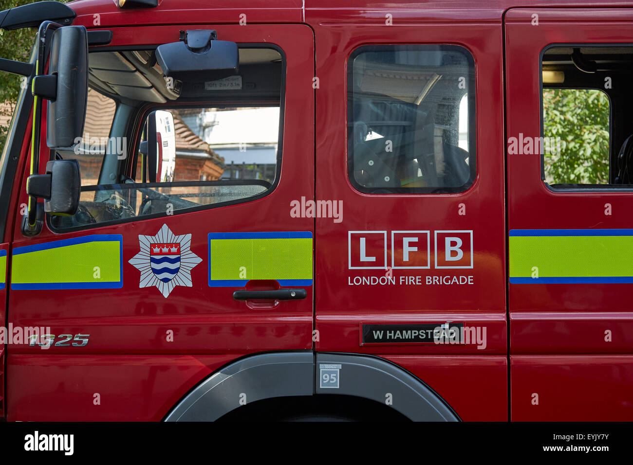 London fire truck hi-res stock photography and images - Alamy