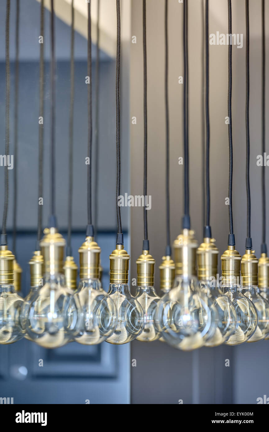 Vintage edison lamp hi-res stock photography and images - Alamy