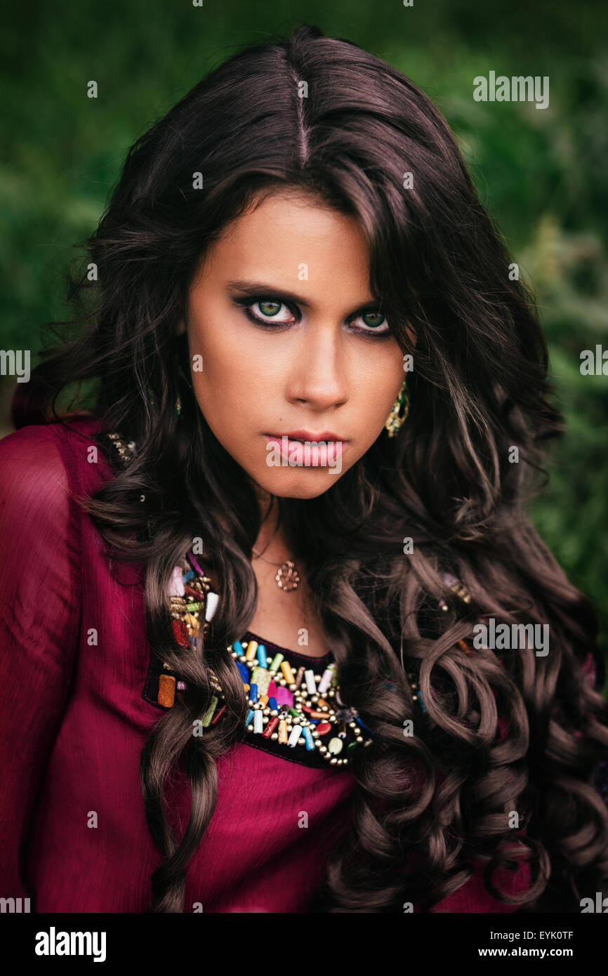 Portrait of a beautiful girl gypsy Stock Photo - Alamy
