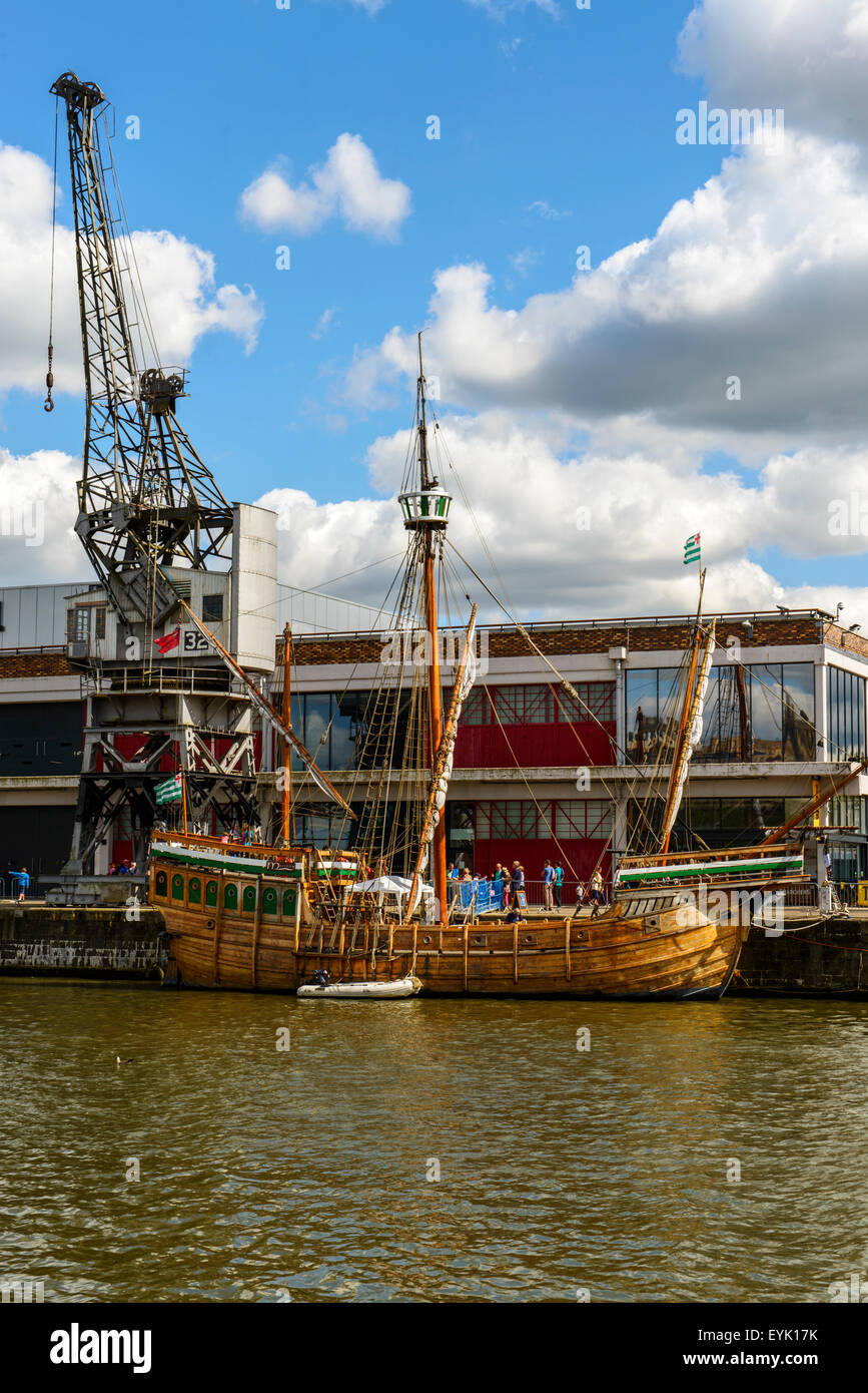 Replica sailing ship hi-res stock photography and images - Alamy