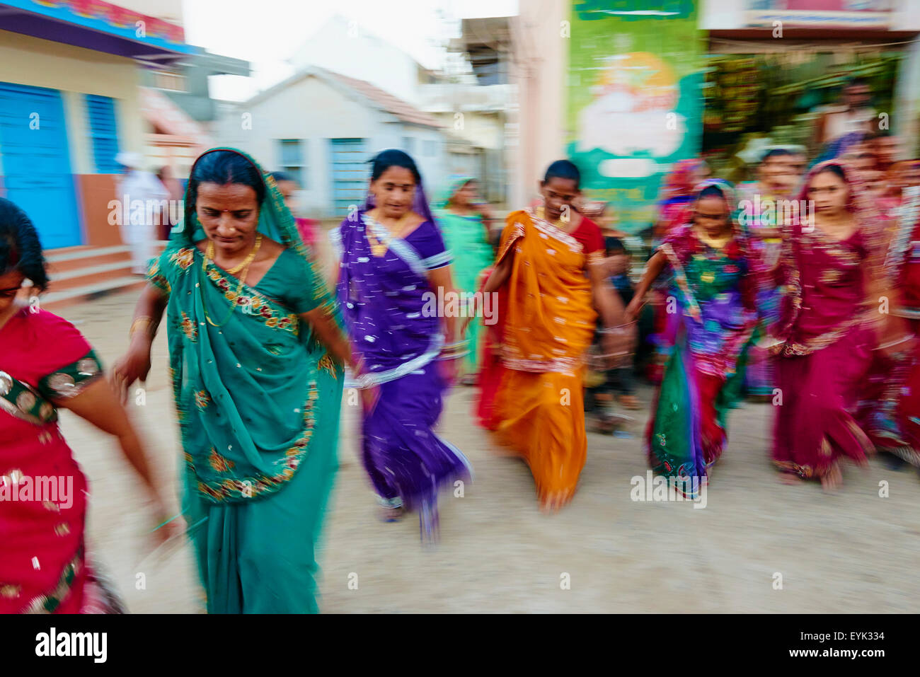 Wedding india village hi-res stock photography and images - Alamy