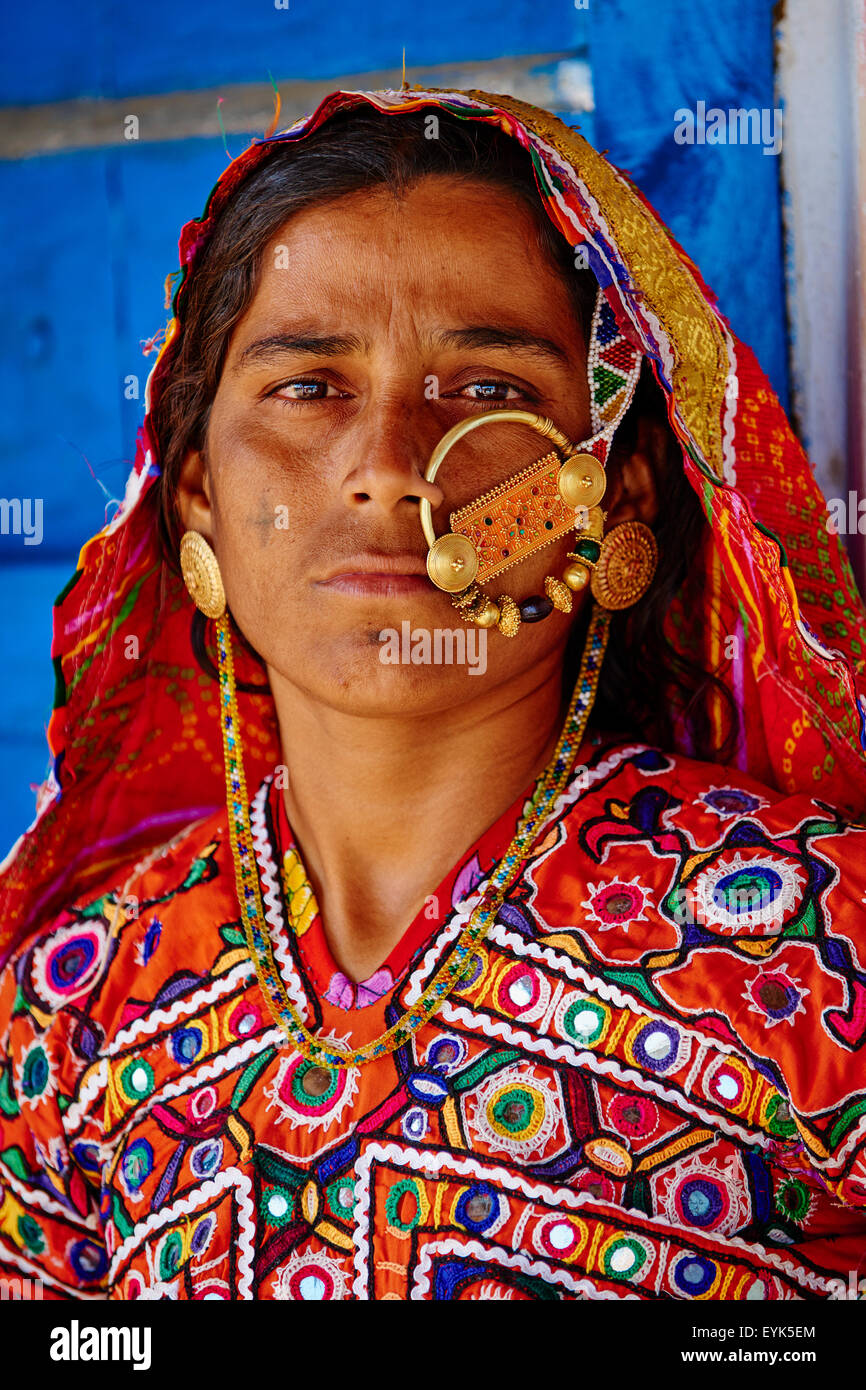 Hodka women hi-res stock photography and images - Alamy