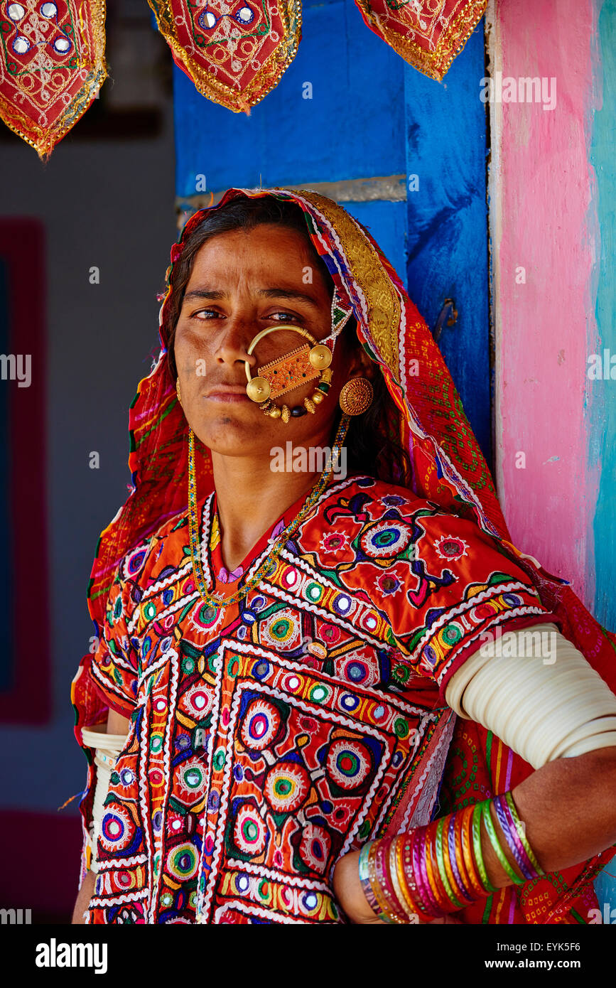 Hodka women hi-res stock photography and images - Alamy