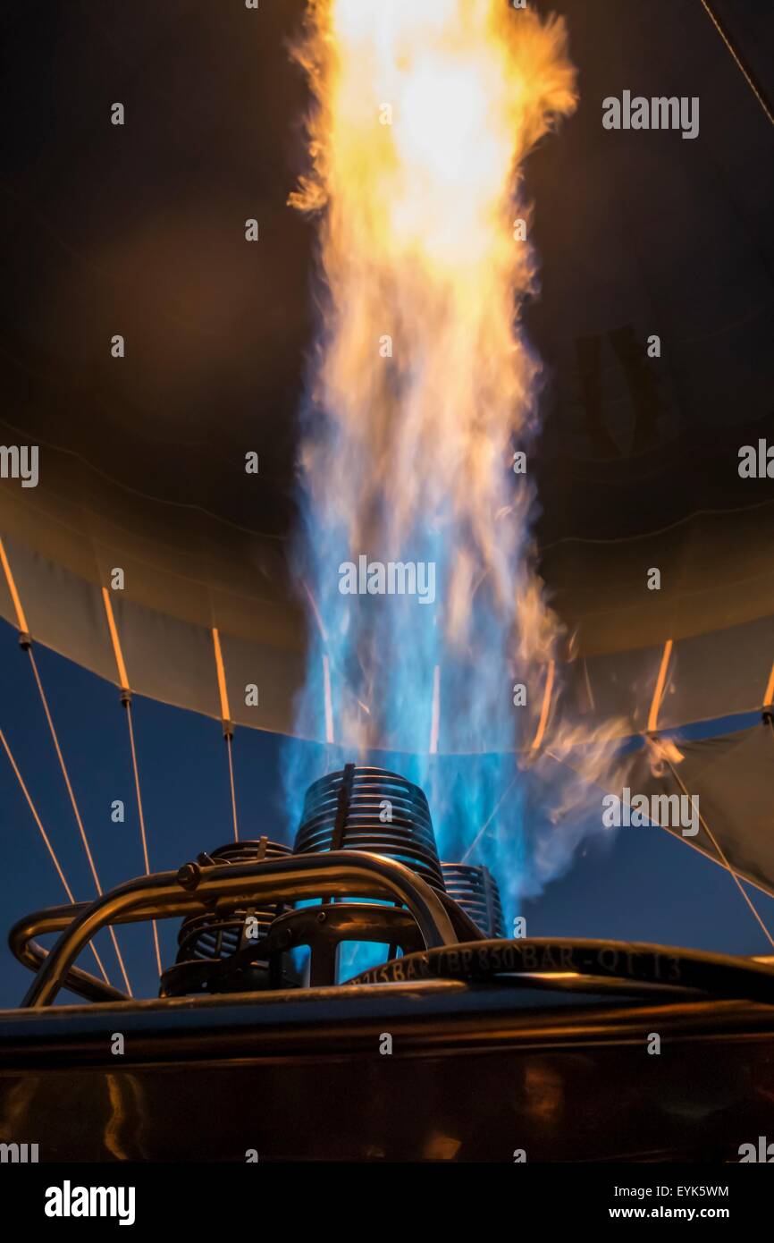 Helium gas hi-res stock photography and images - Alamy