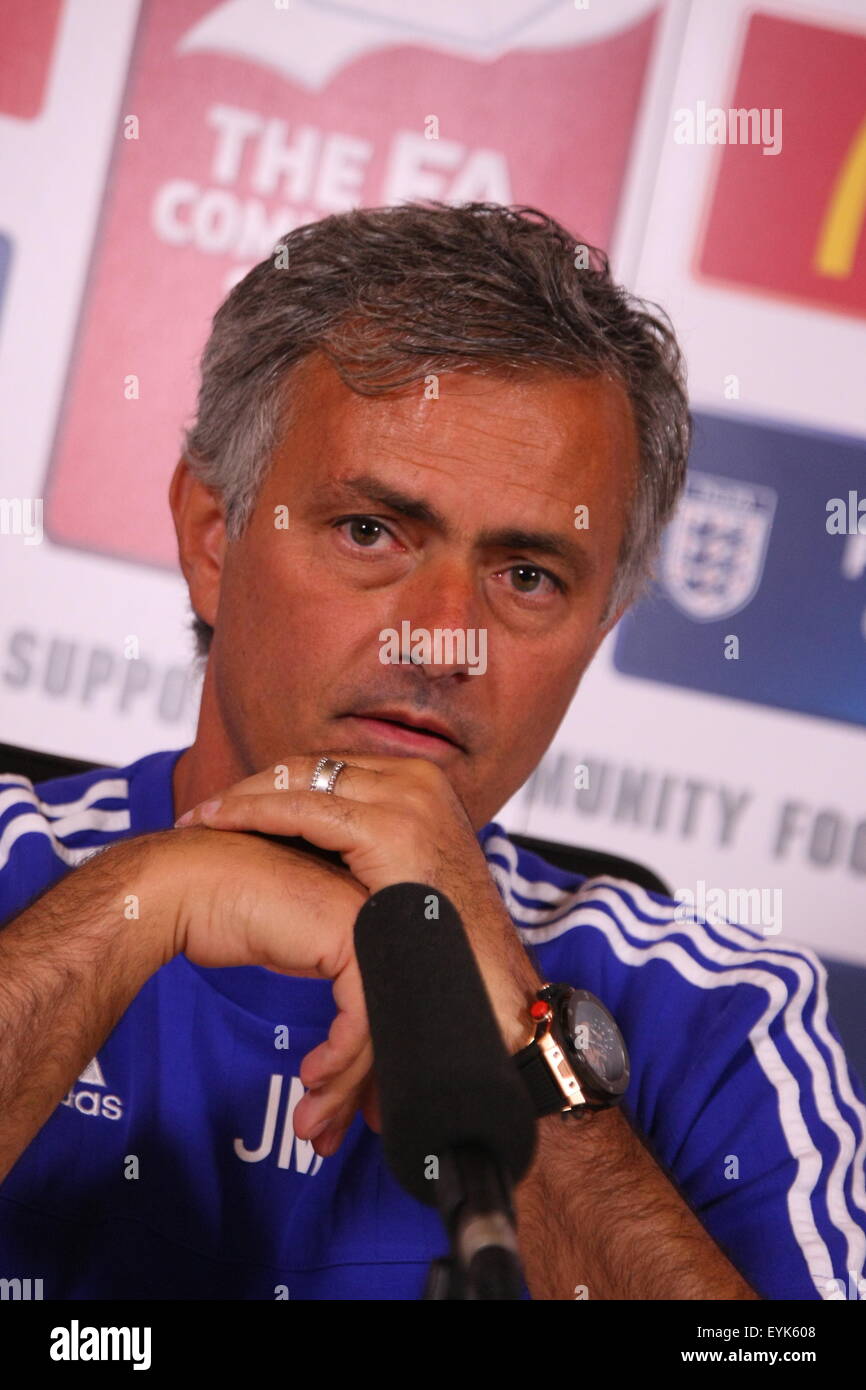 Sport football portrait jose mourinho hi-res stock photography and ...