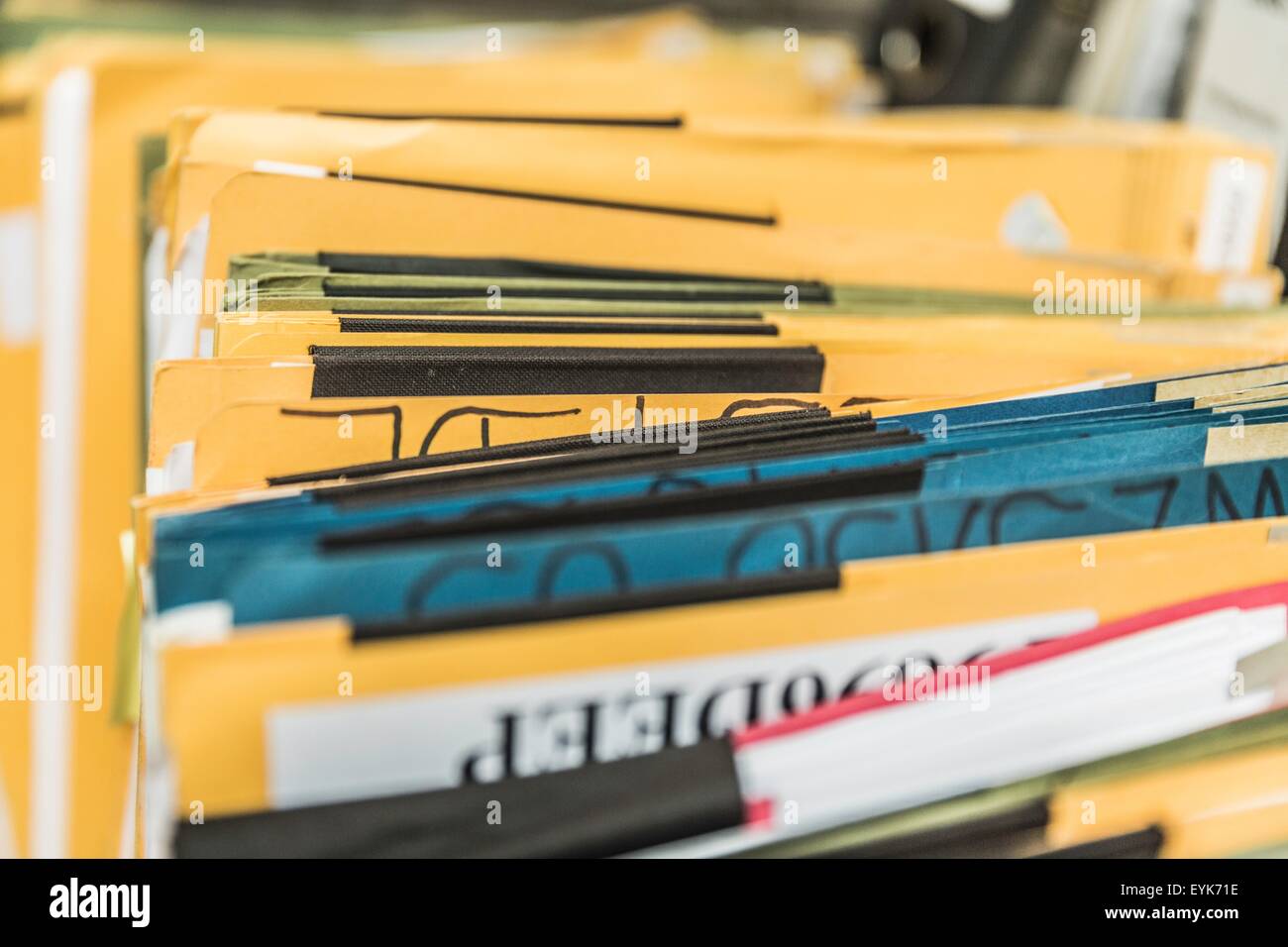 Data rows hi-res stock photography and images - Alamy