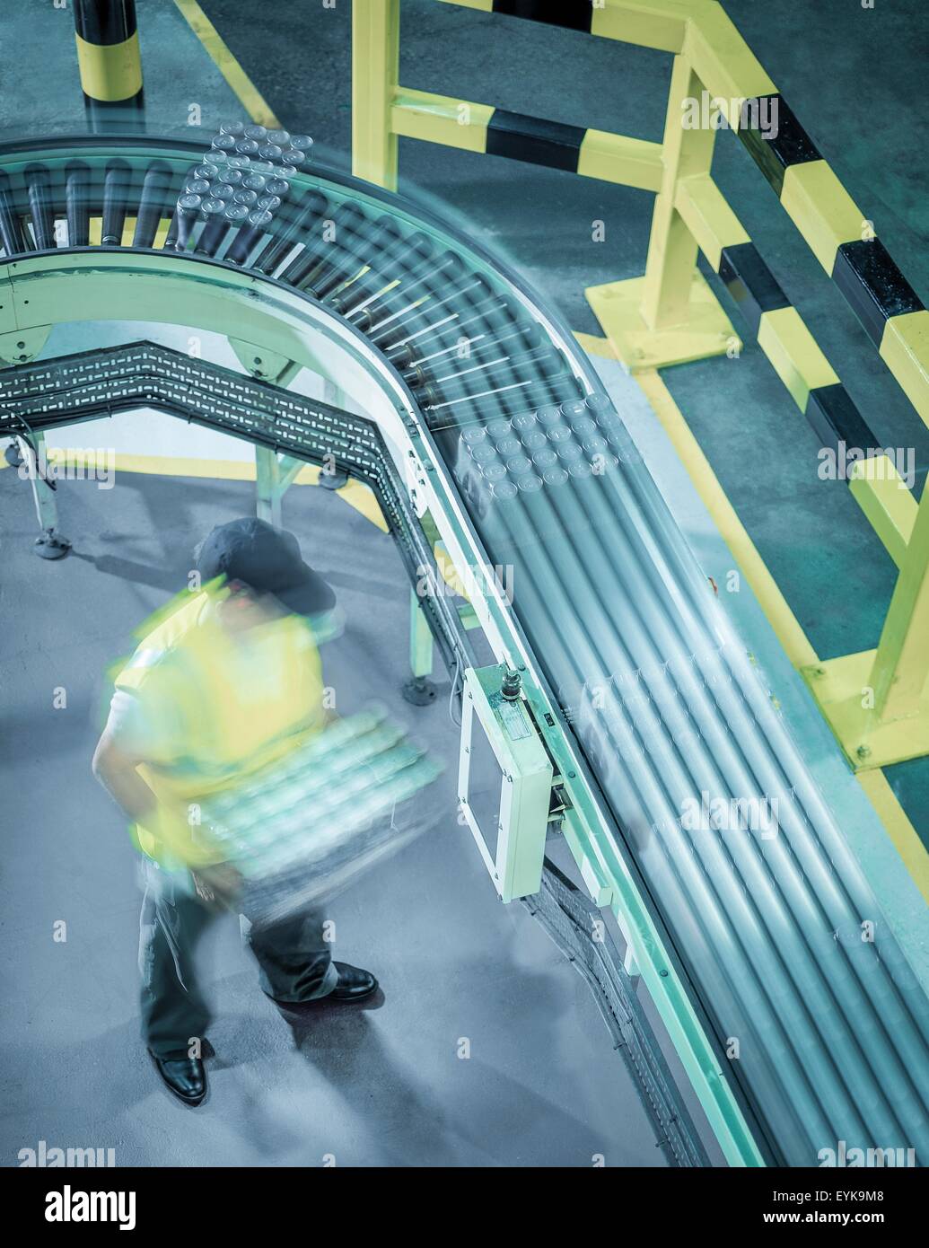 Beer in can hi-res stock photography and images - Alamy