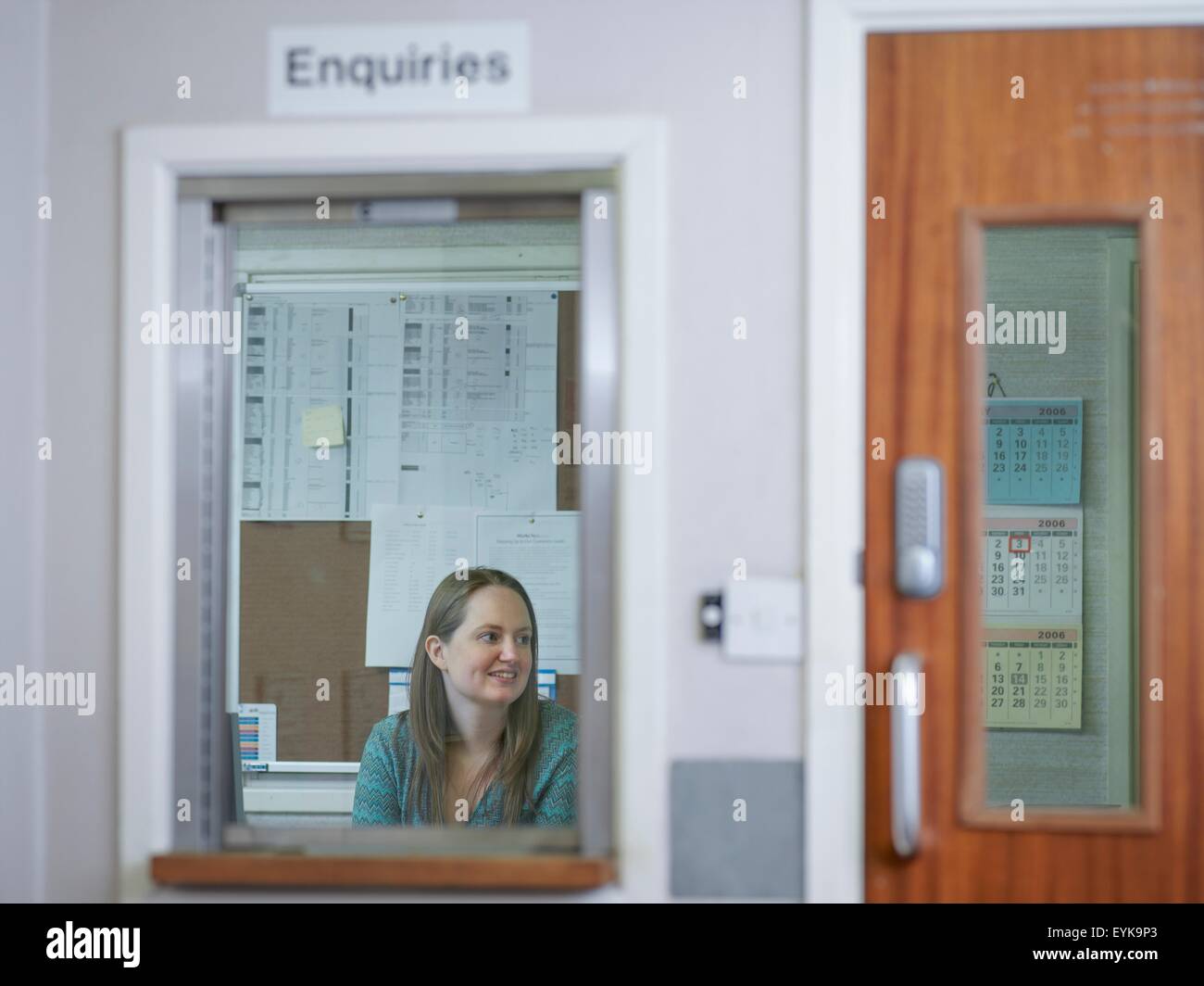Enquiries hi-res stock photography and images - Alamy