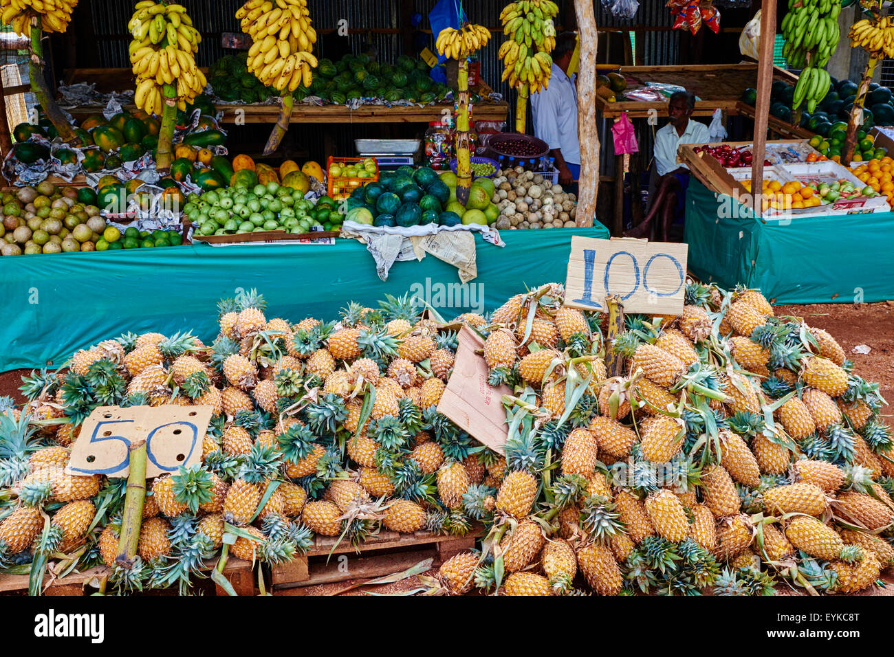 Sri Lanka, Ceylon, North Central Province, Dambulla, market Stock Photo ...