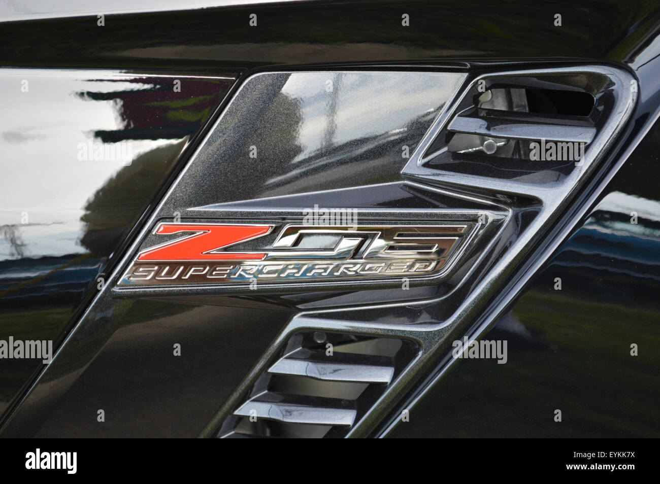 Corvette emblem hi-res stock photography and images - Alamy