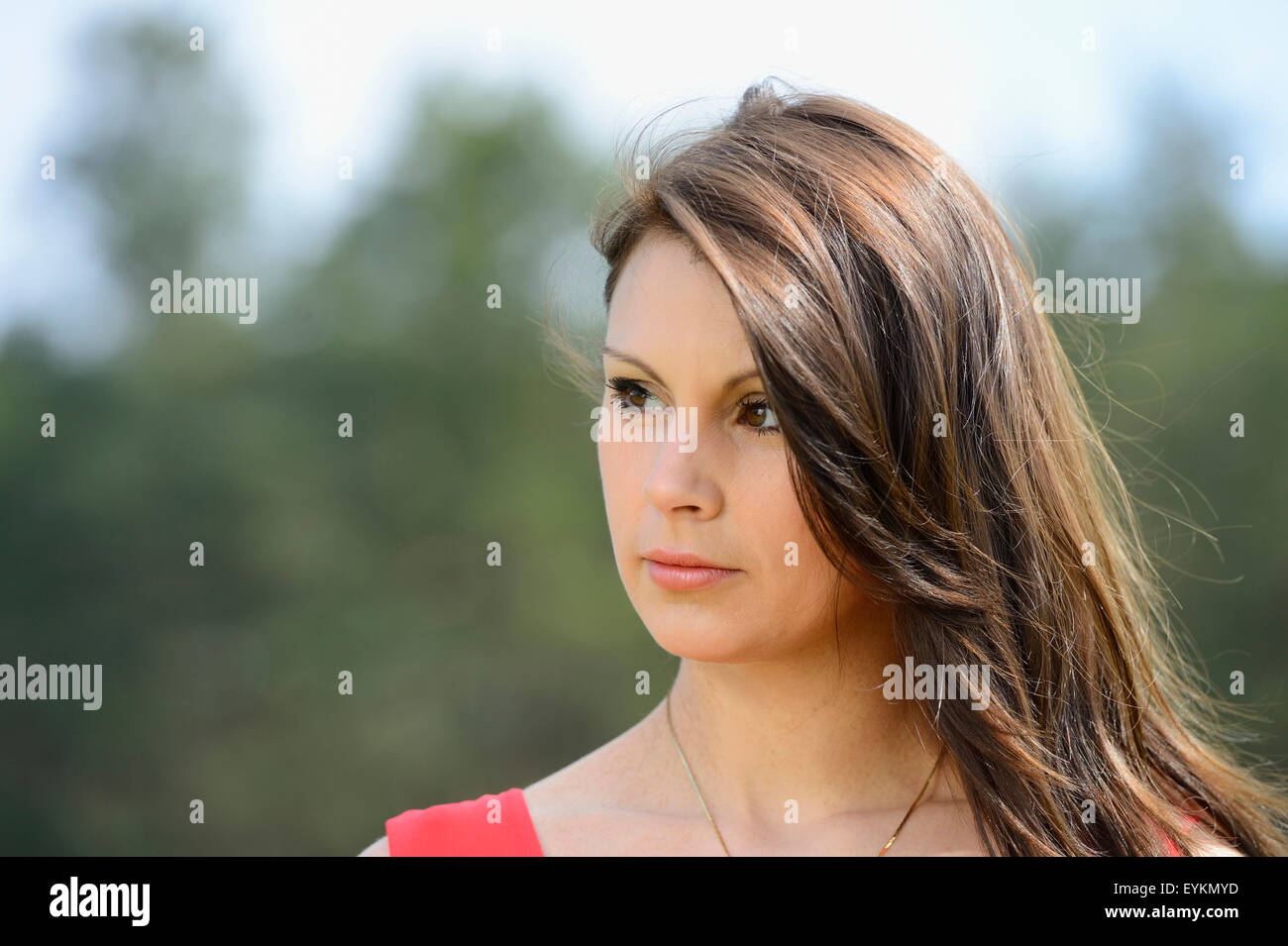 Young woman, portrait, look side view, thoughtfully Stock Photo - Alamy