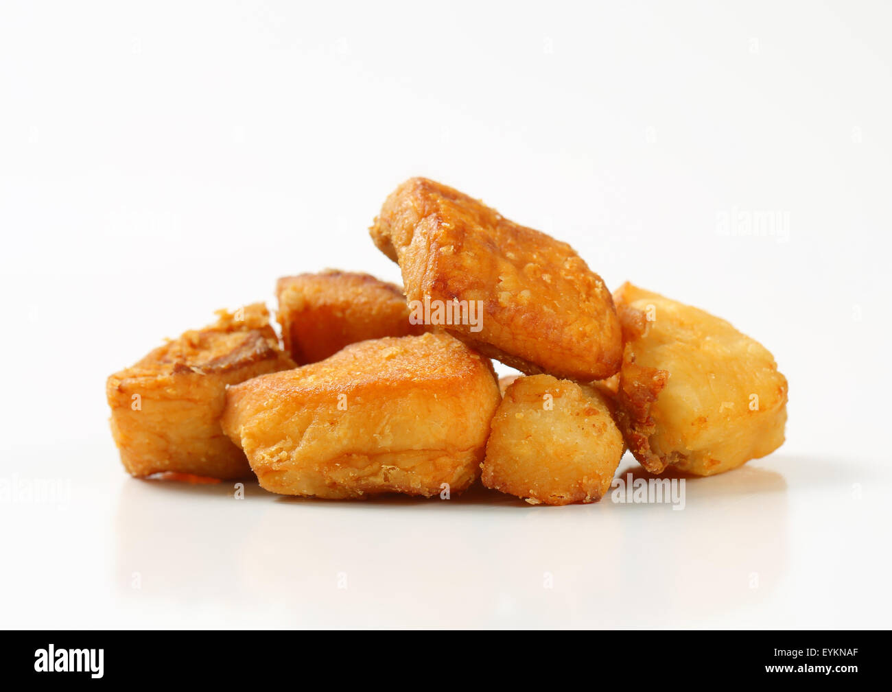 Heap of crispy pork greaves Stock Photo - Alamy
