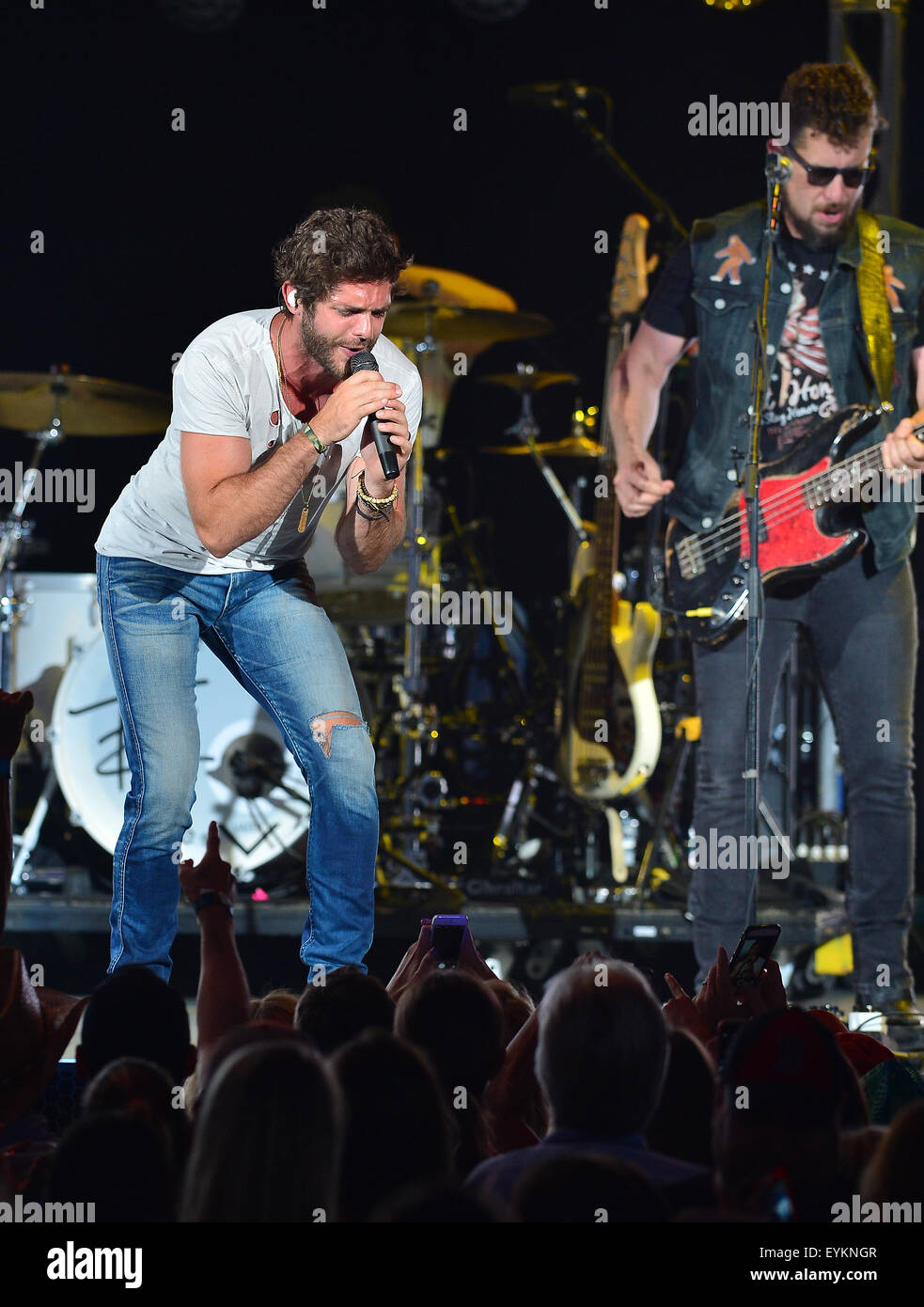 Country music star Thomas Rhett performs at the Coral Sky Amphitheatre ...