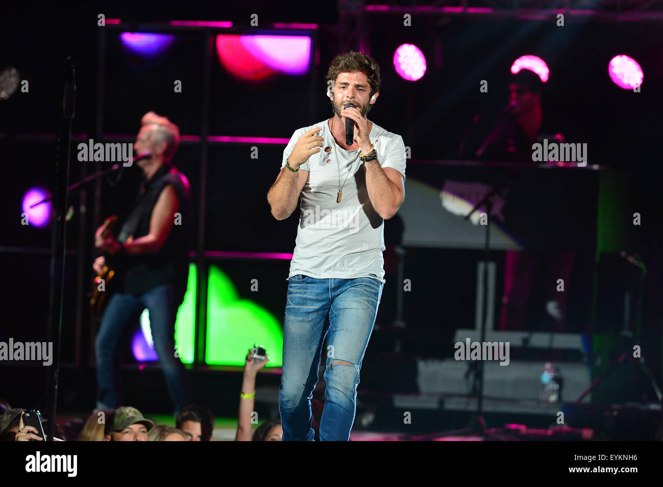 Country music star Thomas Rhett performs at the Coral Sky Amphitheatre ...