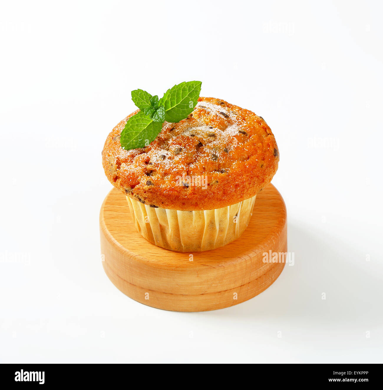 Vanilla muffin with fine chocolate flakes Stock Photo - Alamy