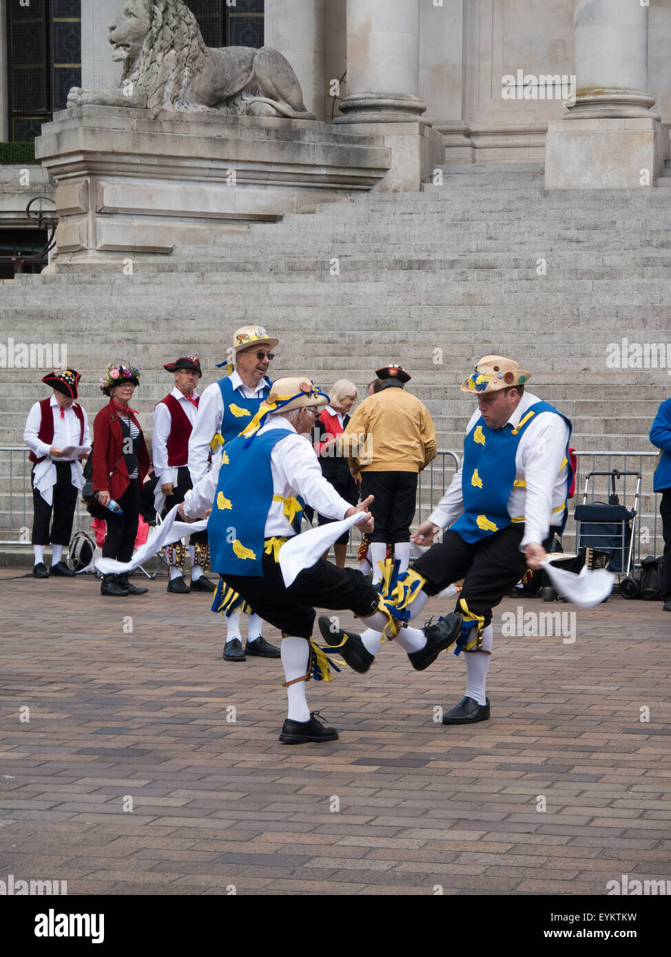 Eccentric classical dance hi-res stock photography and images - Alamy