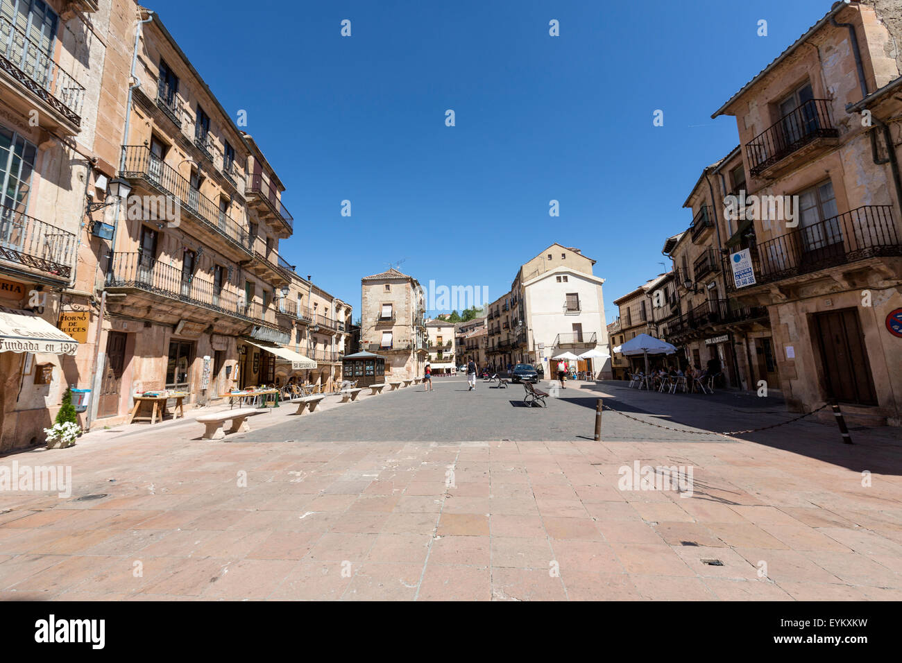 Plaza Mayor of Sepulveda, Segovia province, Spain Stock Photo - Alamy