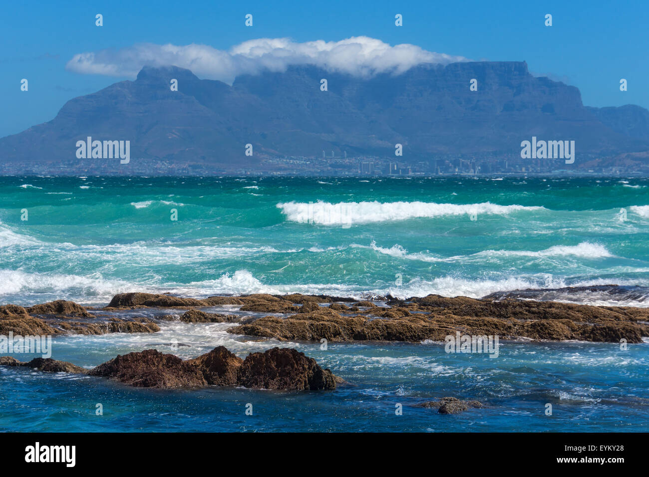 Distant look hi-res stock photography and images - Alamy