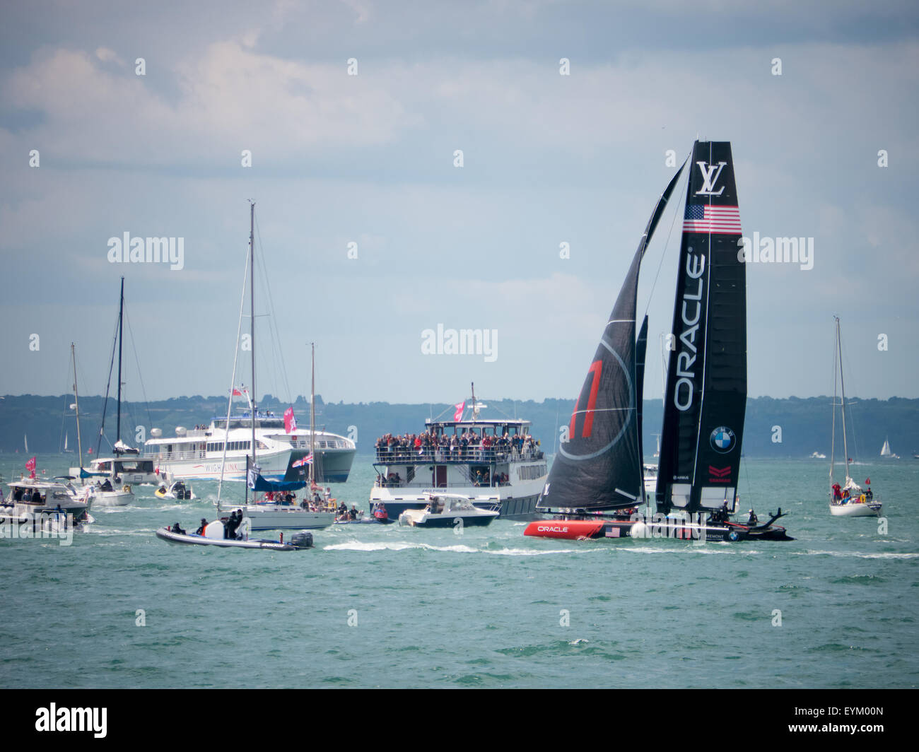 Spectating americas cup hi-res stock photography and images - Alamy