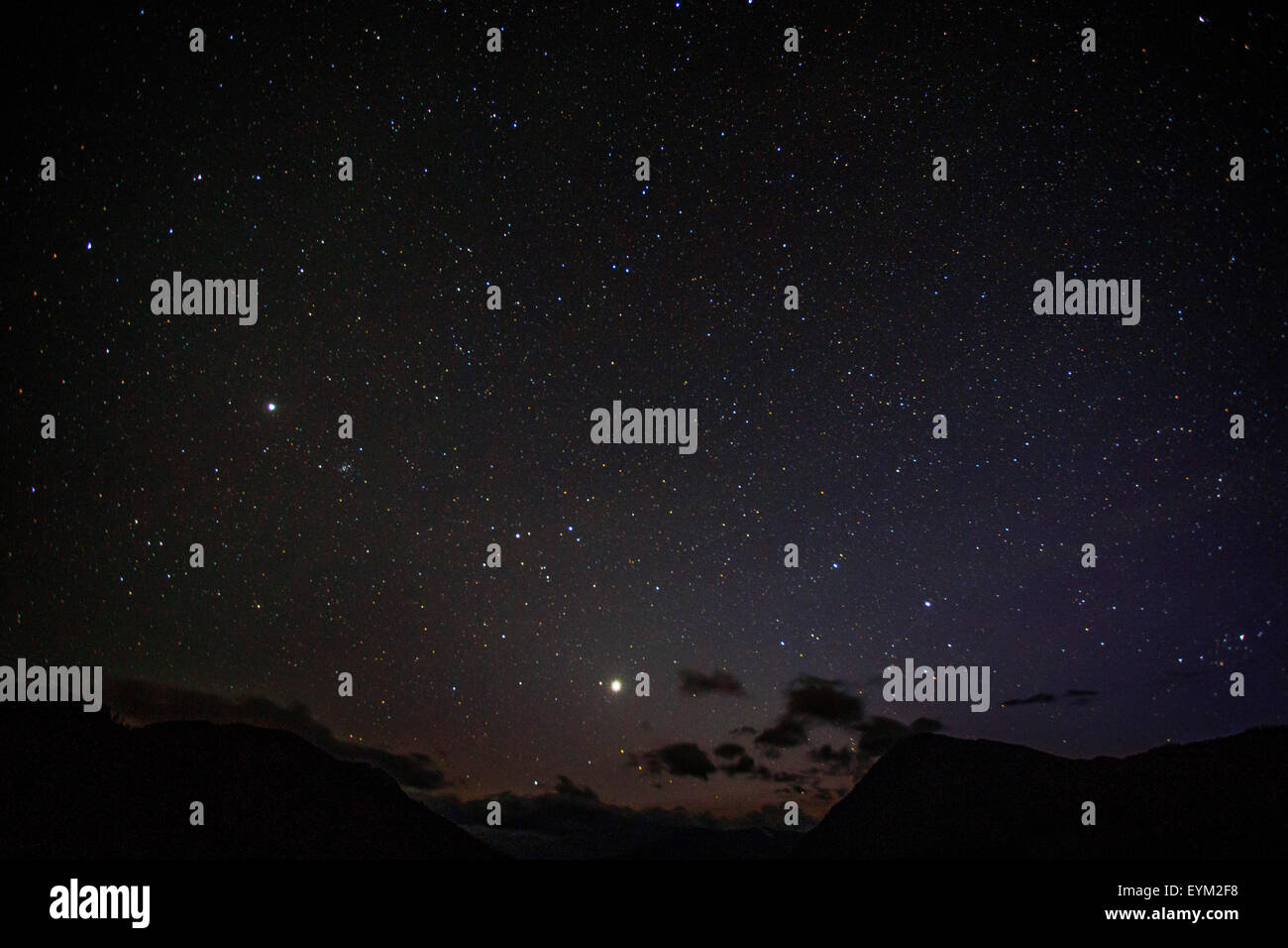 Night sky april hi-res stock photography and images - Alamy