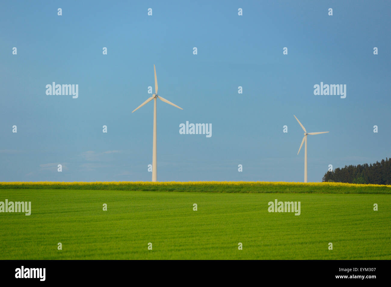 Scenery, fields, wind turbines Stock Photo - Alamy