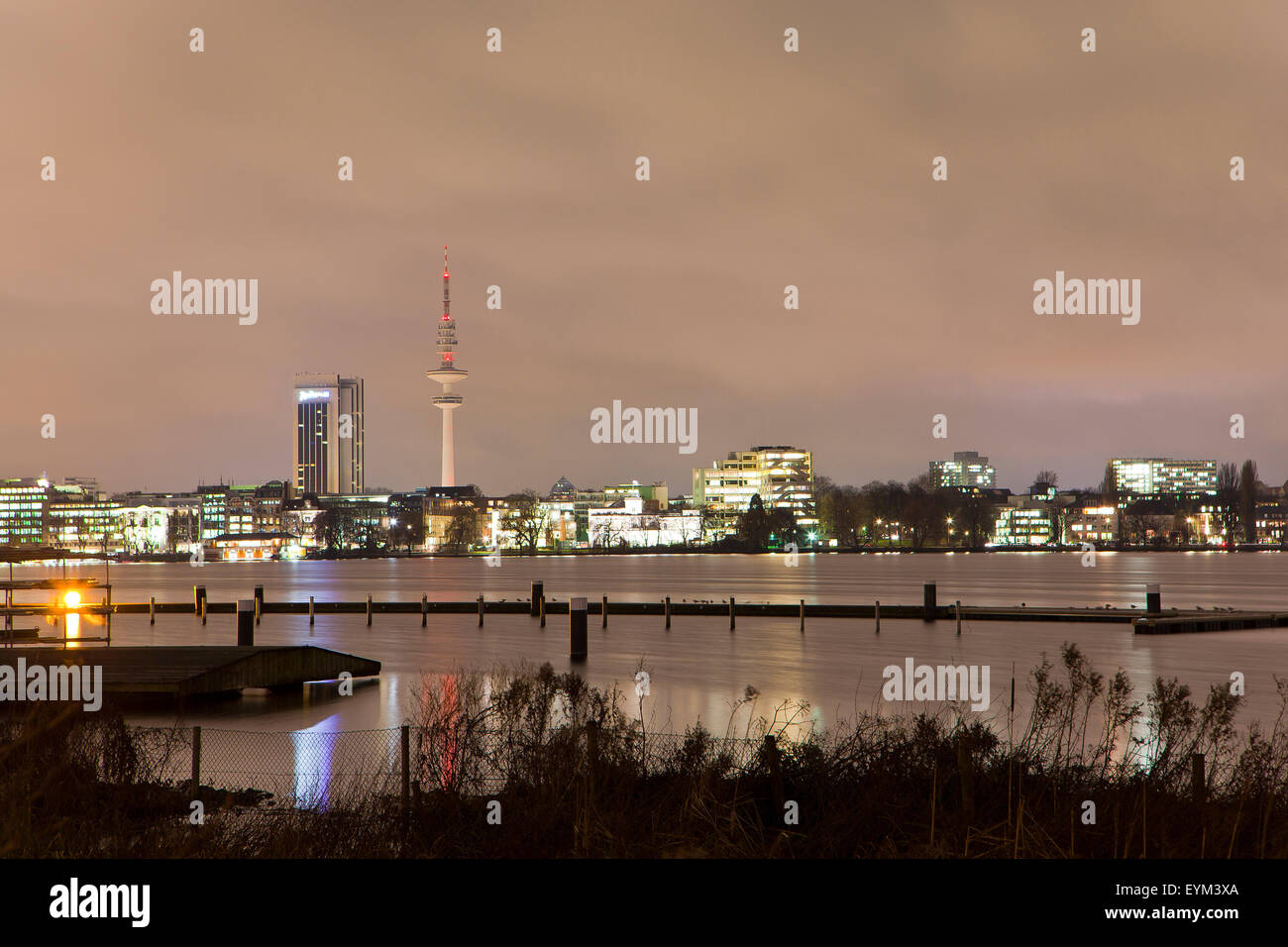 Alster River in Hamburg at night Stock Photo - Alamy