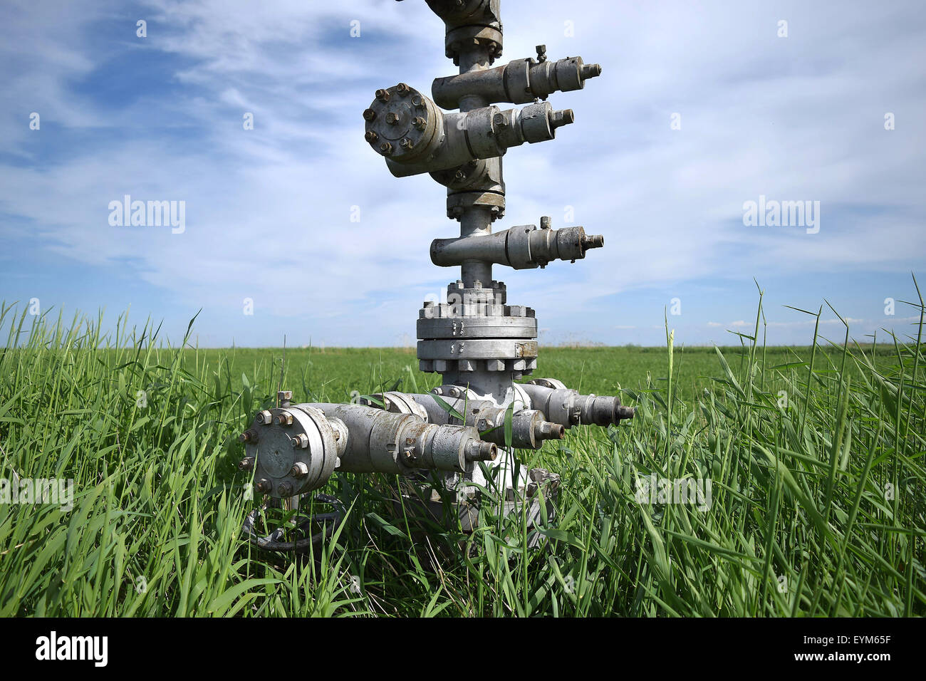 Equipment of an oil well. Shutoff valves and service equipment Stock ...