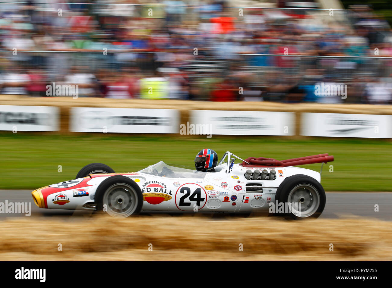 Racing car, Goodwood Festival of speed in 2011, formula racing cars ...