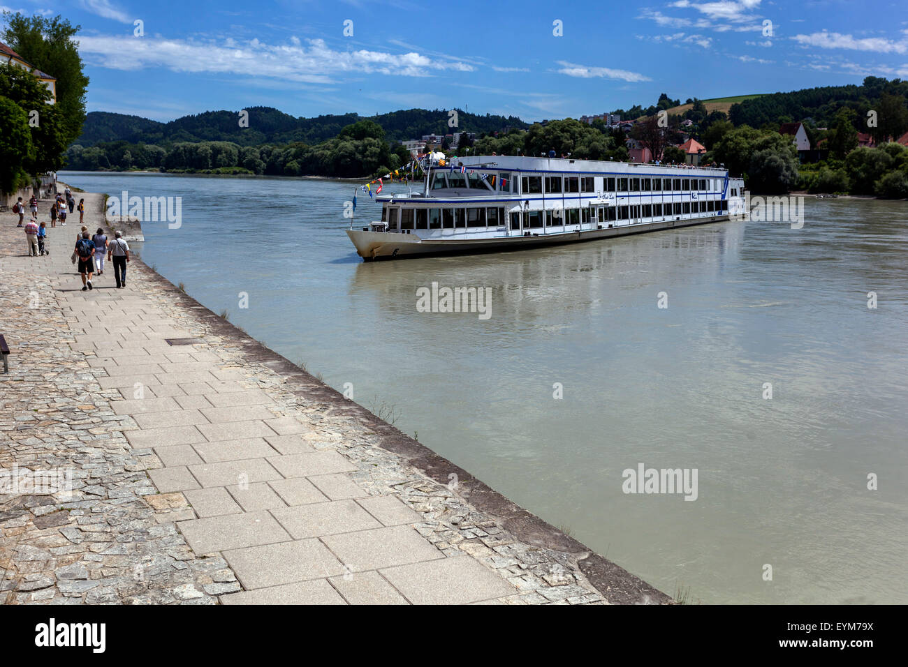 Passau Germany River The place where excursion boats Passau turn back ...