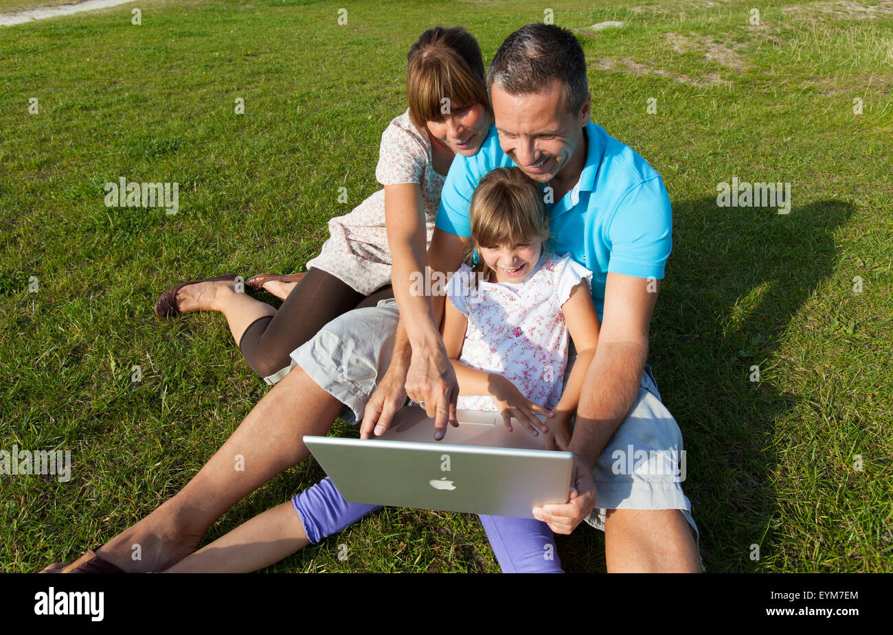 Family, 3 people, holiday destination Stock Photo - Alamy