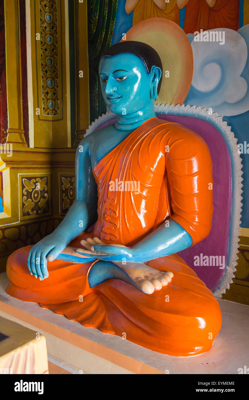 Chinese buddha buddhism art culture hi-res stock photography and images ...