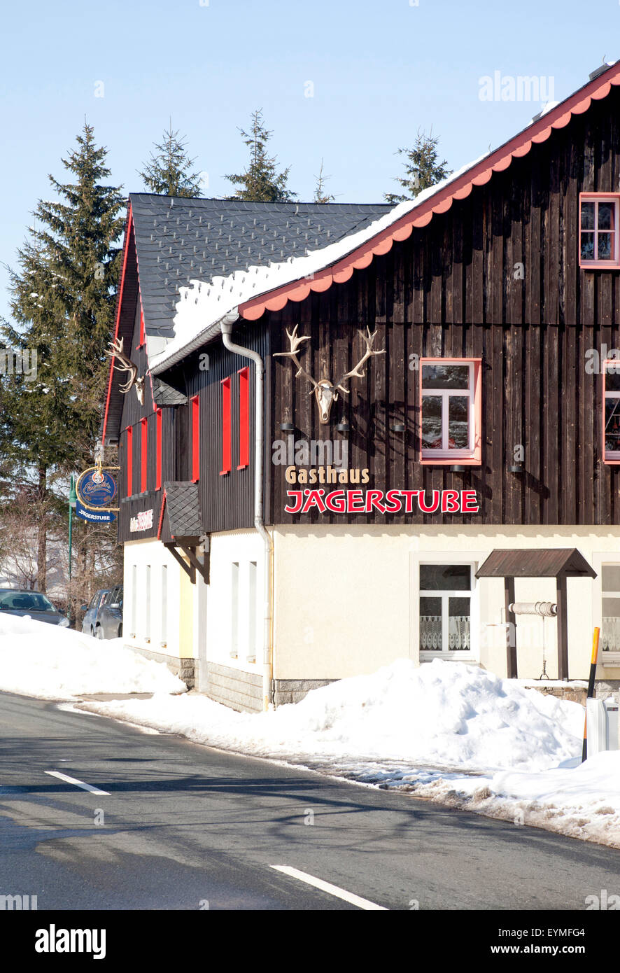 Hunting house and inn hi-res stock photography and images - Alamy