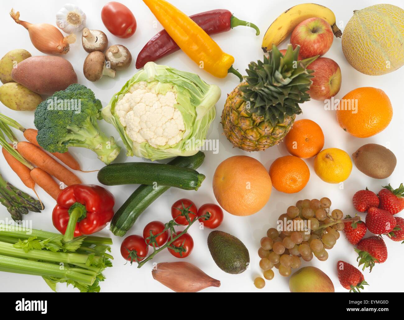Fruit and vegetables illustrating a healthy diet Stock Photo - Alamy