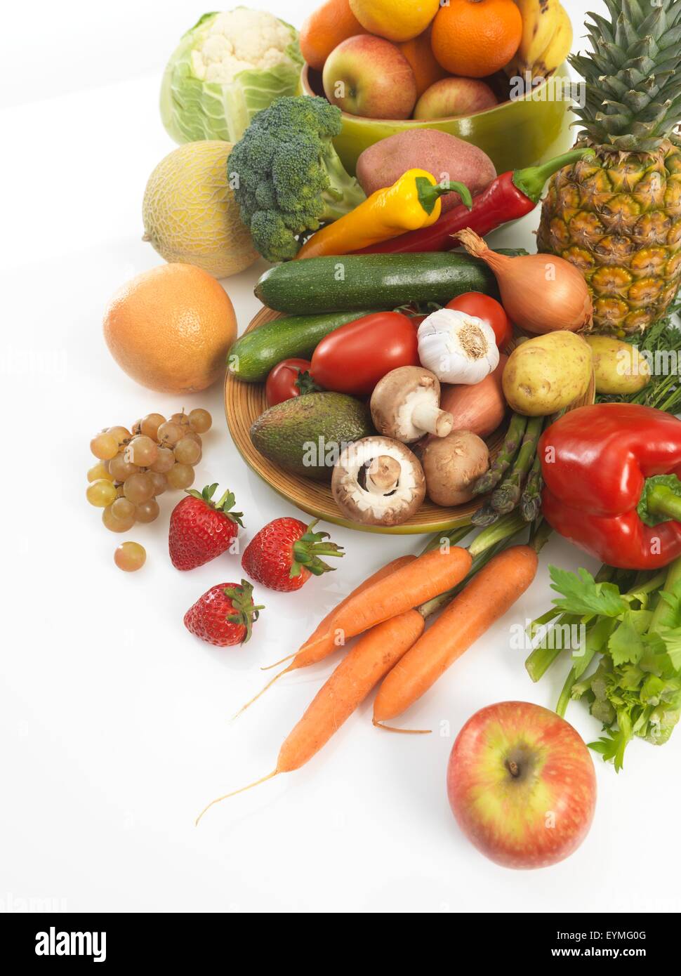 Fruit and vegetables illustrating a healthy diet Stock Photo - Alamy