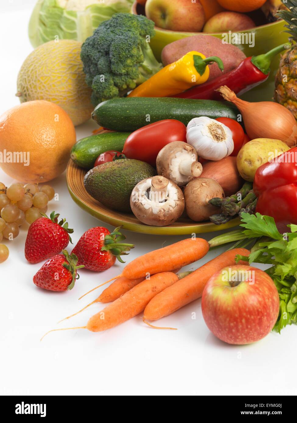 Fruit and vegetables illustrating a healthy diet Stock Photo - Alamy