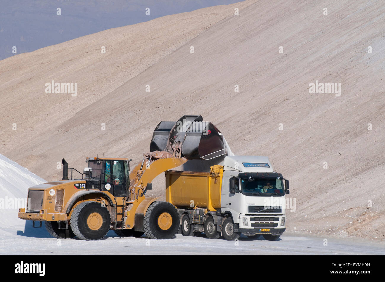 Truck factory hi-res stock photography and images - Alamy