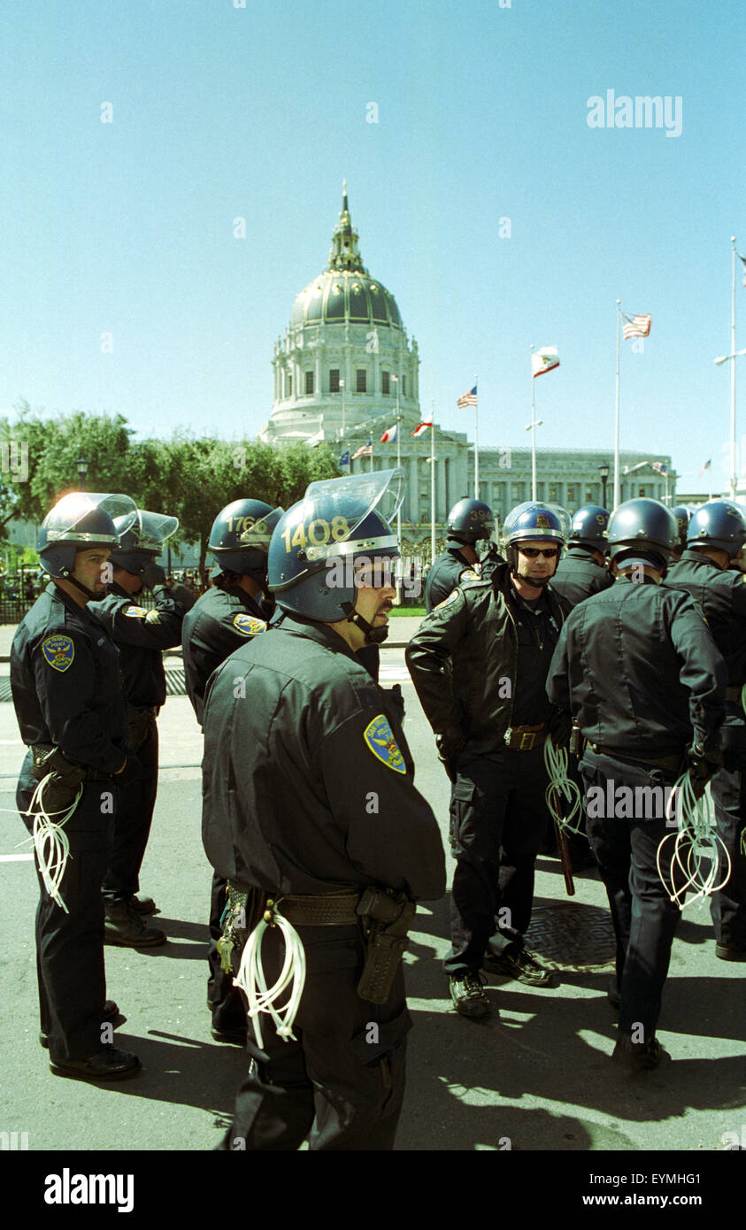 iraq war protest san francisco Stock Photo - Alamy