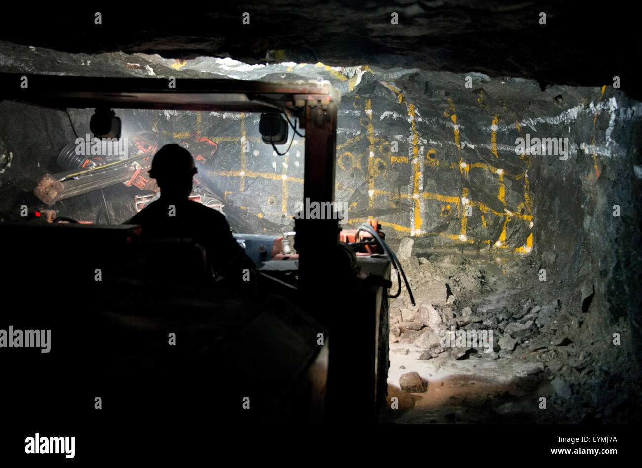 Underground blasting hi-res stock photography and images - Alamy