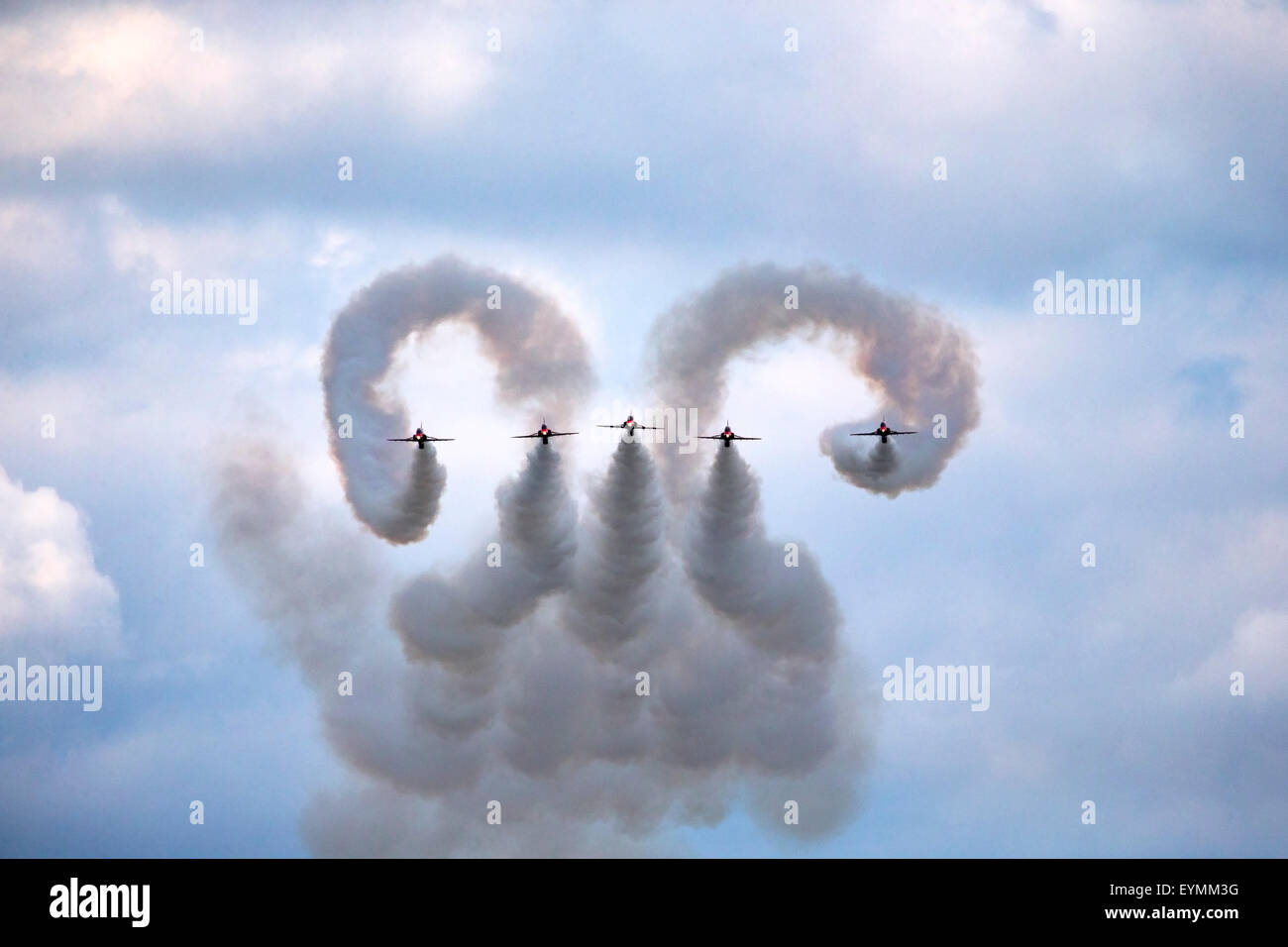 The Red Arrows air display team demonstrating their new manoeuvre ...