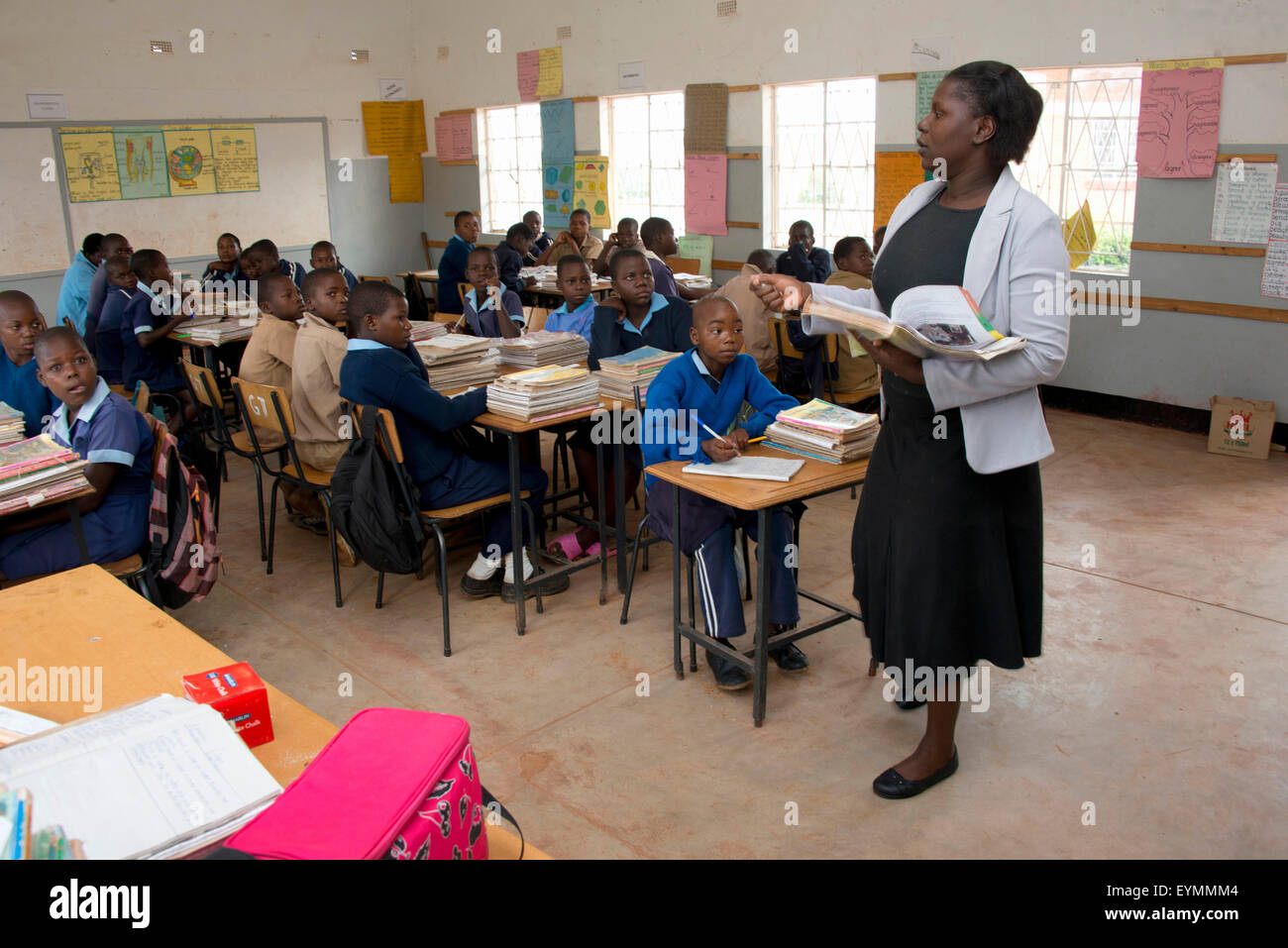 Poor african school class hi-res stock photography and images - Alamy