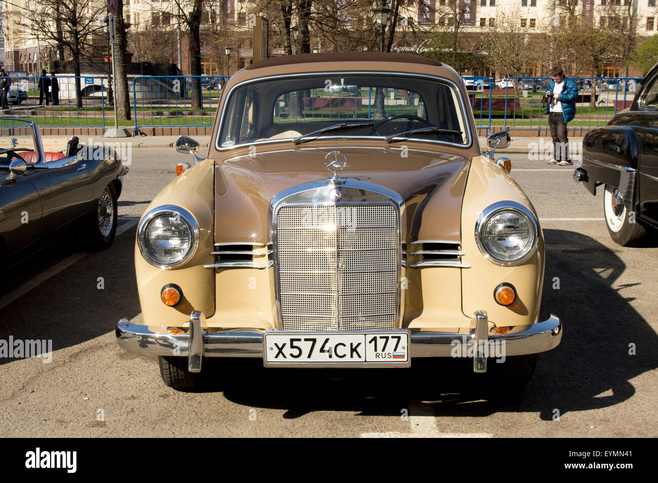 MOSCOW - APRIL 27, 2014: retro car mercedes benz of 1962 year on rally ...