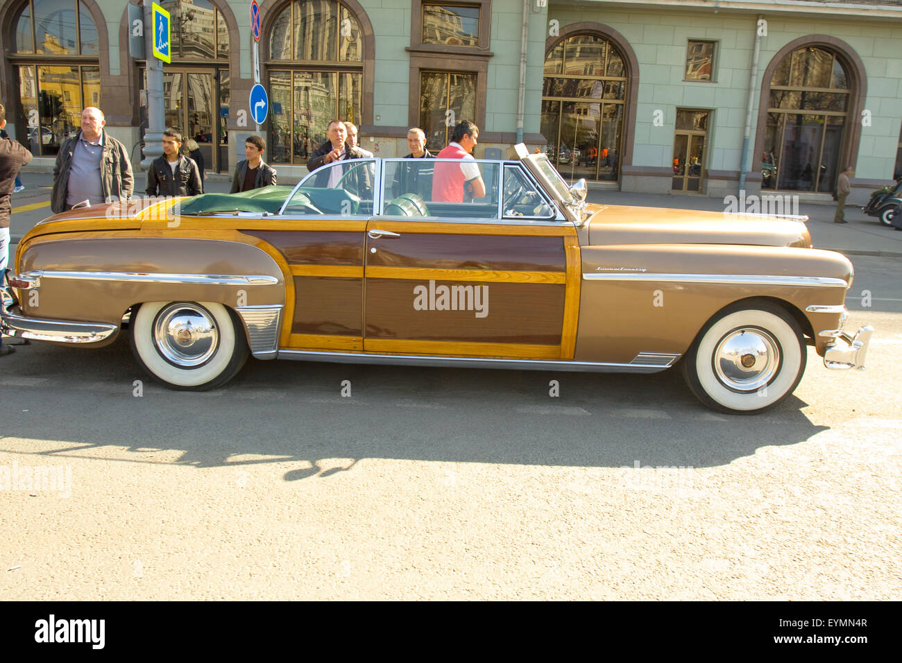 MOSCOW - APRIL 27, 2014: retro car chrysler on rally of classical cars ...