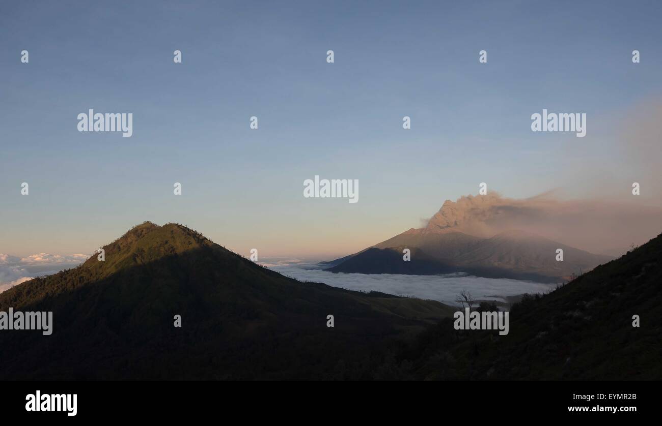 Mt Raung eruption, java, Indonesia Stock Photo - Alamy