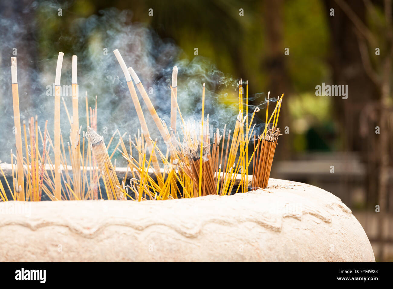 Chinese incense pot Stock Photo - Alamy