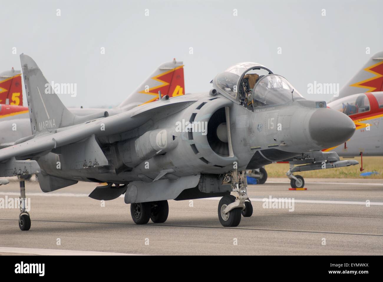 Italian Navy, vertical take-off aircraft AV-8B "Harrier Stock Photo - Alamy