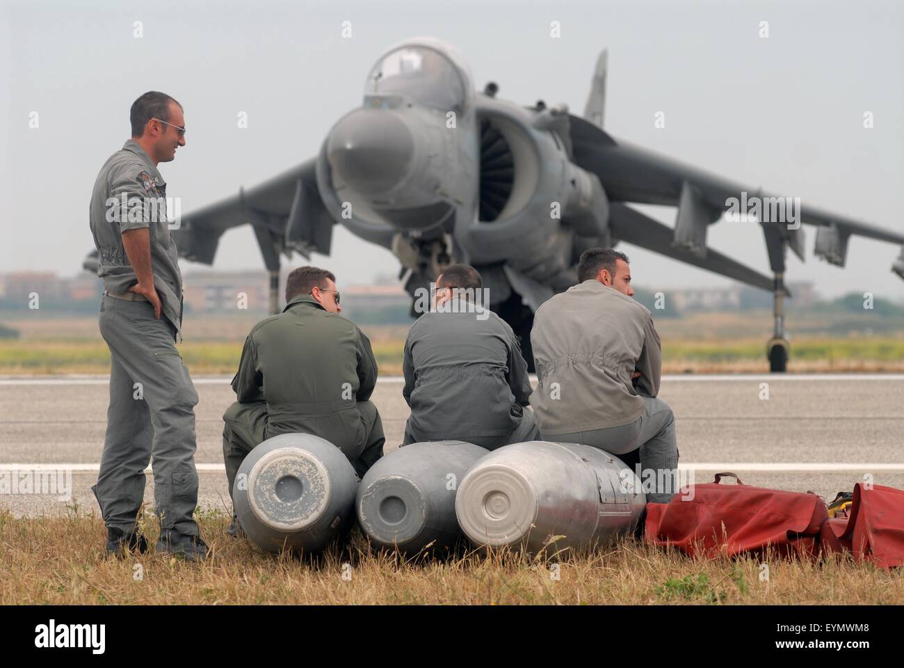 Italian Navy, vertical take-off aircraft AV-8B "Harrier Stock Photo - Alamy