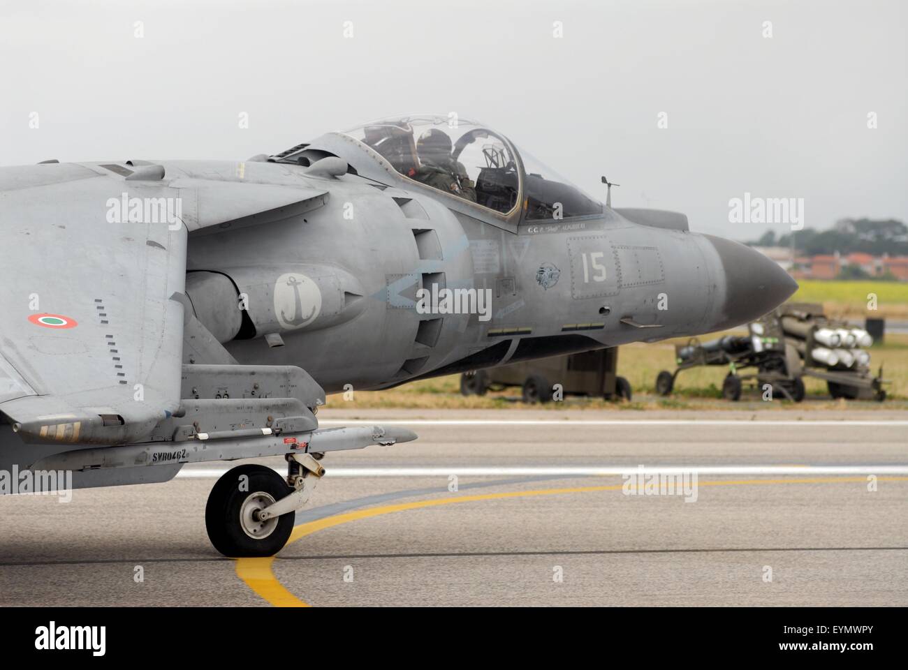 Italian Navy, vertical take-off aircraft AV-8B "Harrier Stock Photo - Alamy