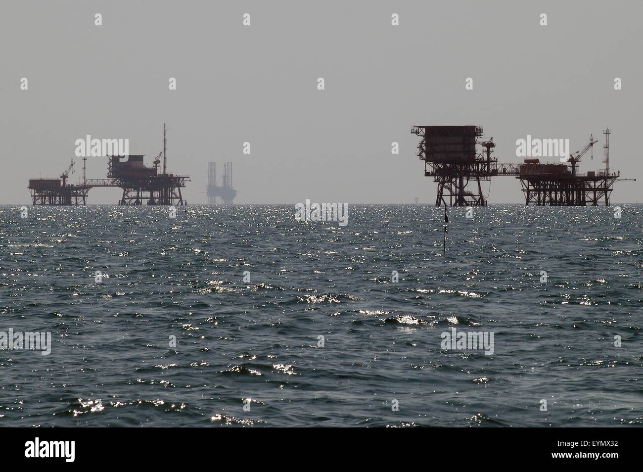 Oil platform italy hi-res stock photography and images - Alamy