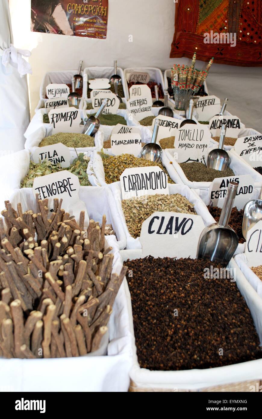 Stall at medieval market hi-res stock photography and images - Alamy