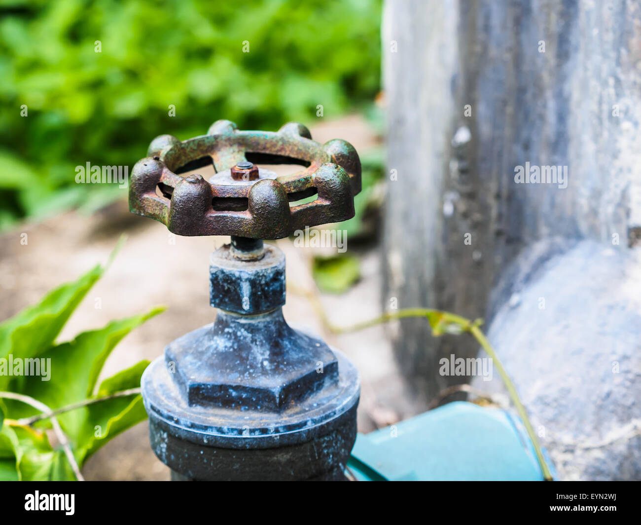 System pipeline hi-res stock photography and images - Alamy